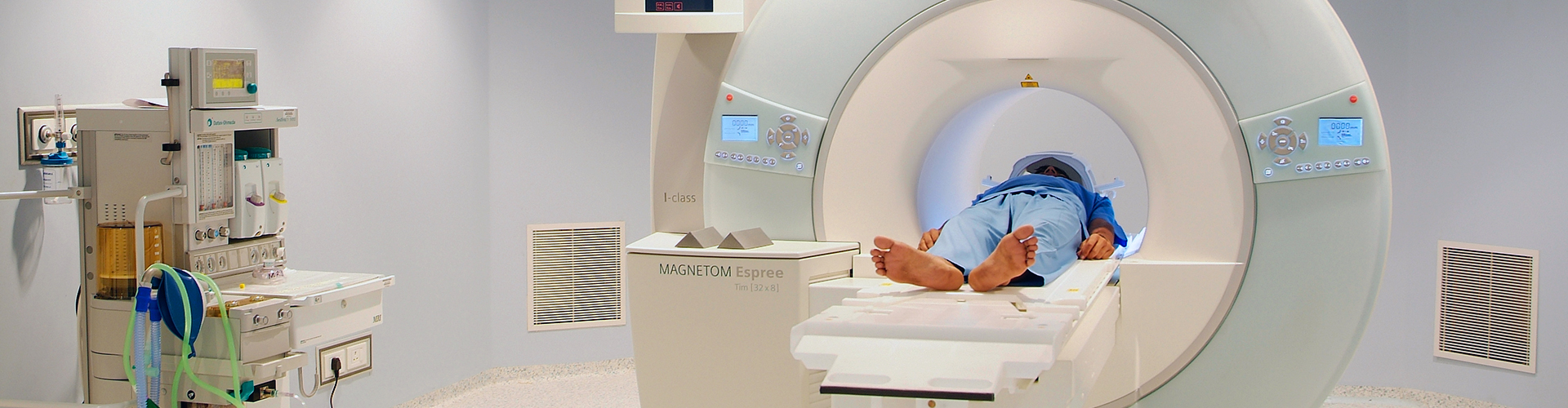 3.0 Tesla MRI - Uses, Purpose, Procedure, Benefits and Risks | Medanta