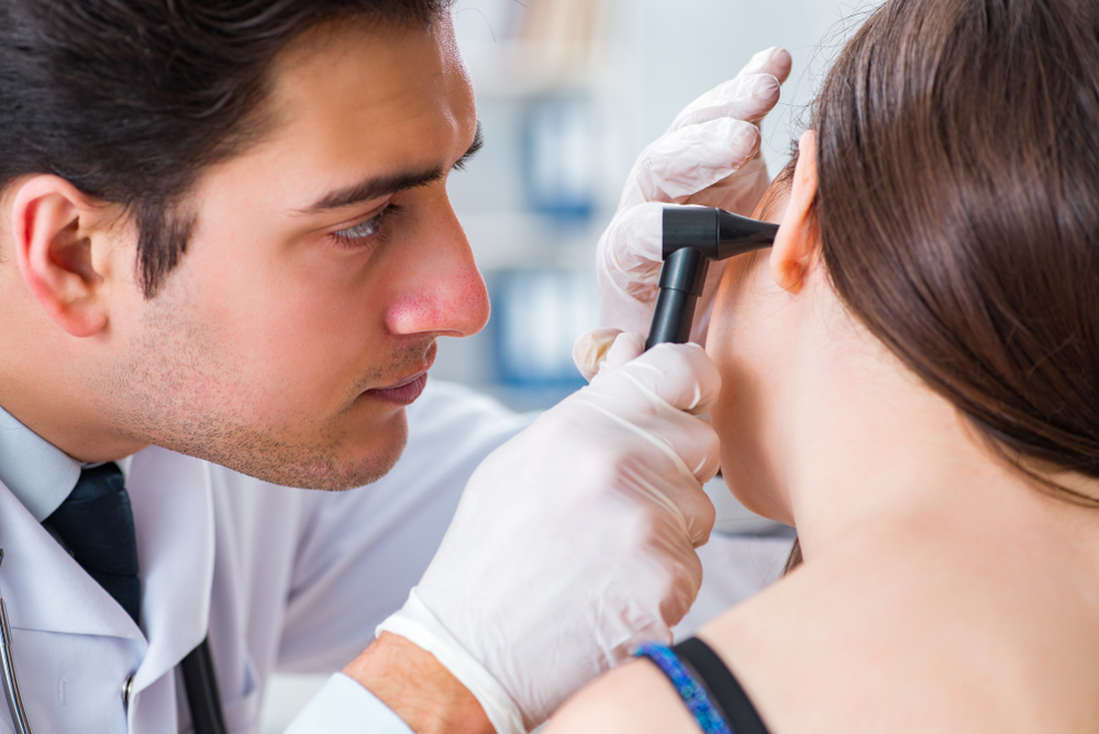 Eardrum Perforation Symptoms, Causes, And Treatment | Medanta